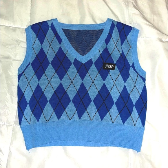 YesStyle | Tops | Yesstyle Blue Argyle Sweater Vest | Poshmark